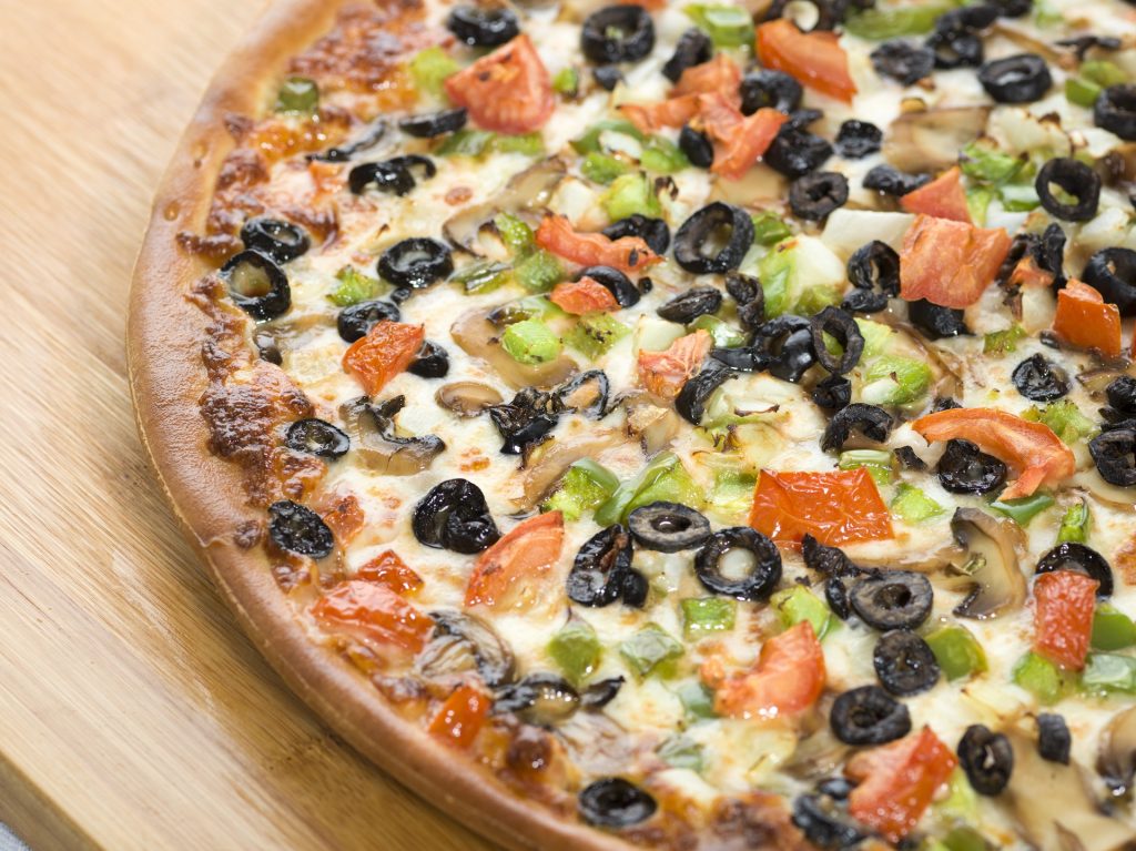 5 Reasons Why You Need A Pizza Party This Month